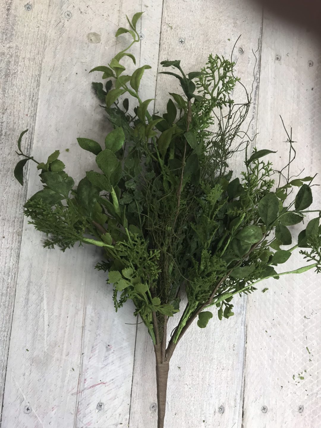 28IN Mixed Leaves Bush - Kelea's Florals