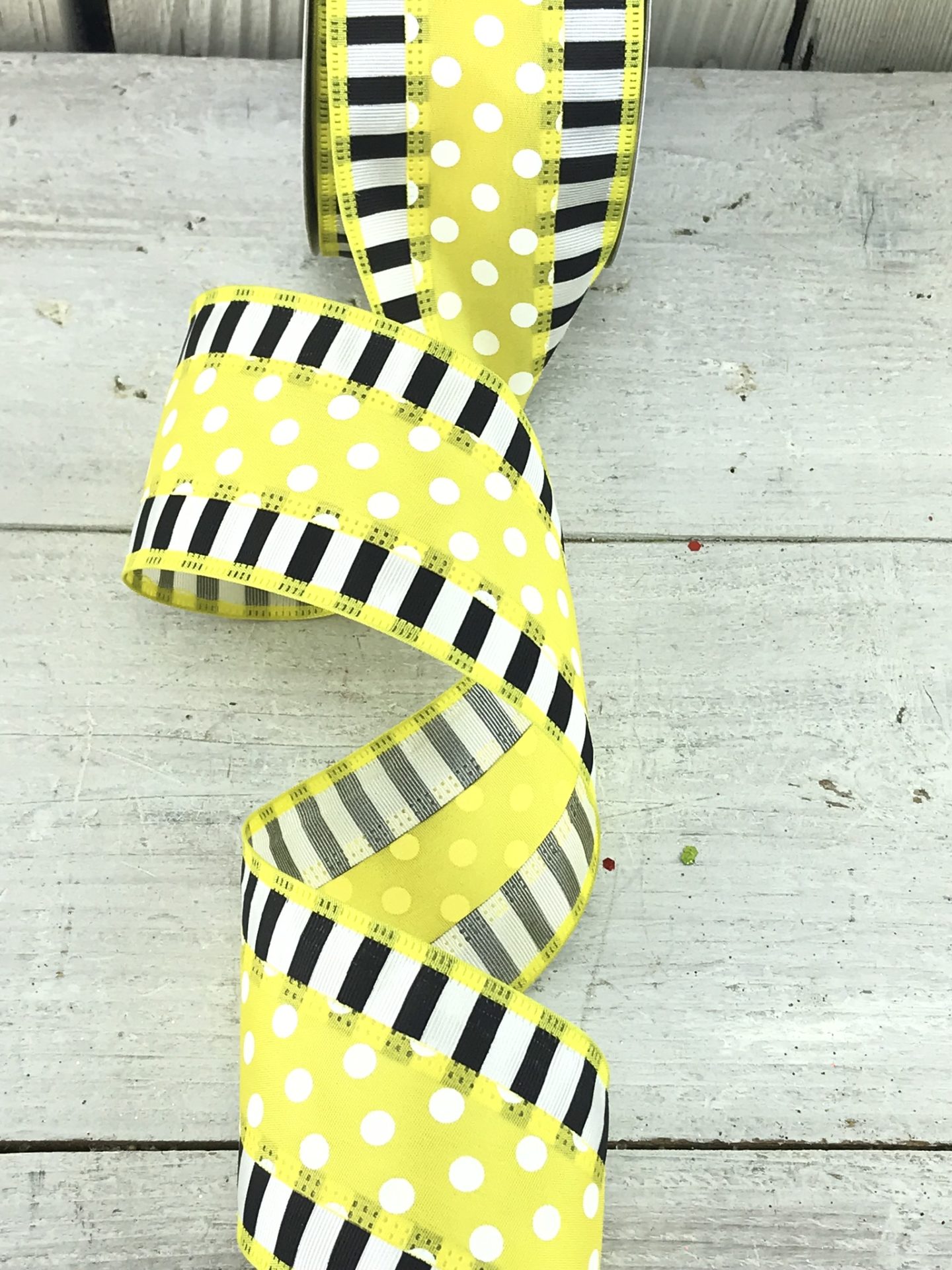 2.5" X 10 Yards Yellow - White Dots / Black - White Dashed Edge - Kelea ...