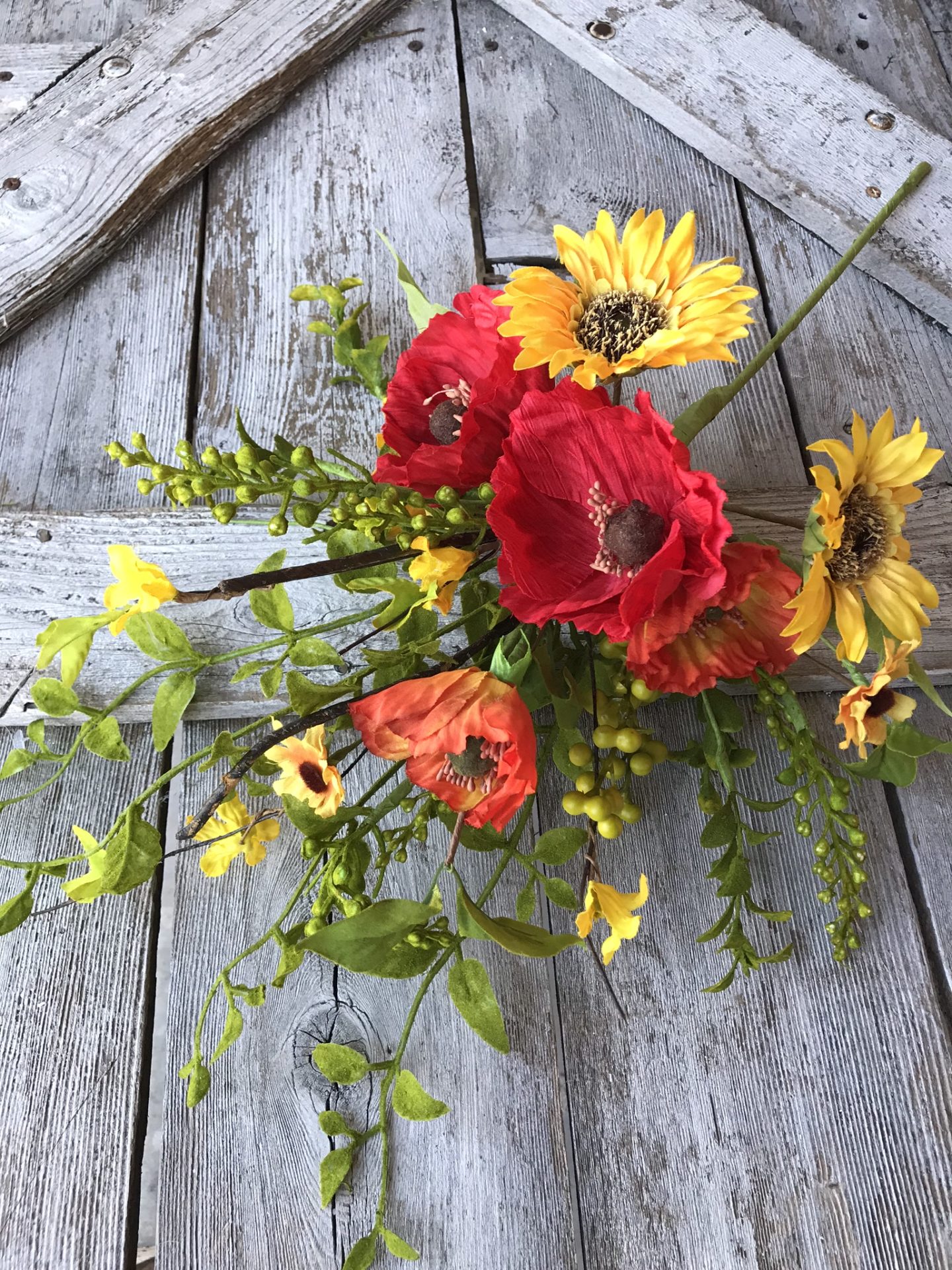 23" Sunflower Poppy Pick - Kelea's Florals