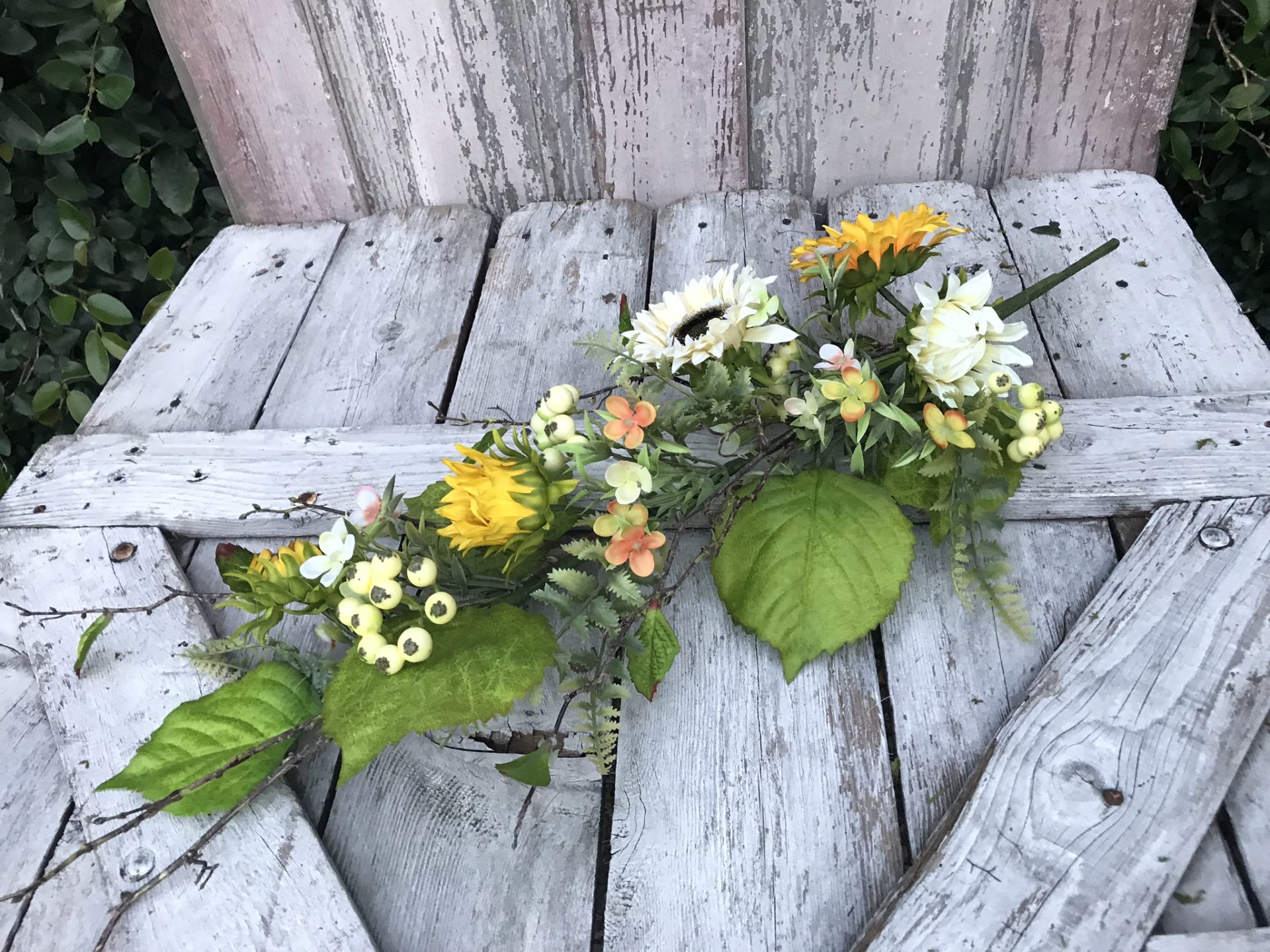 Premium Sunflower Swag - Kelea's Florals