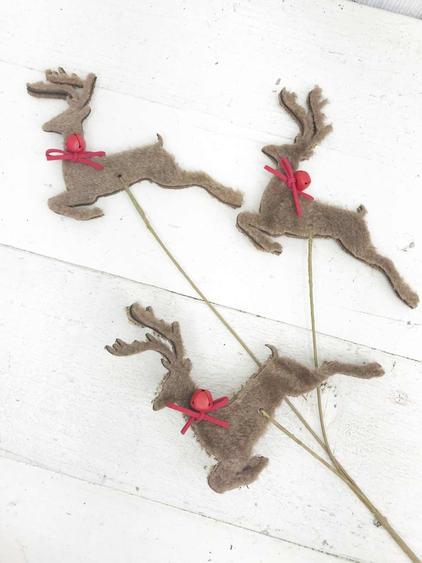 Furry Flying Reindeer Stem - Kelea's Florals