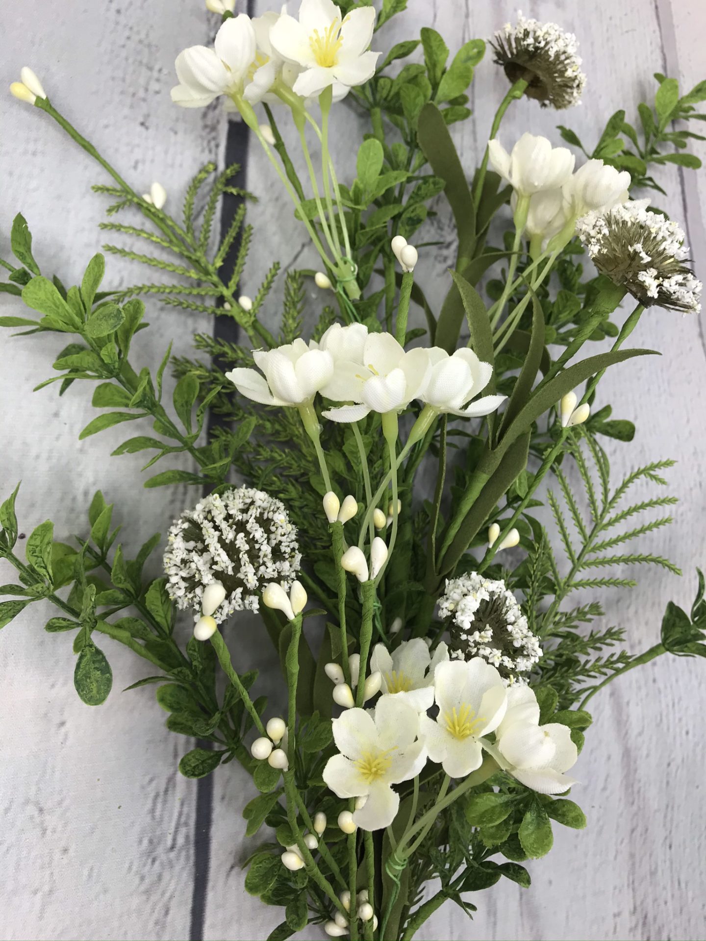 Cream Wild Flower & Greenery Stem - Kelea's Florals