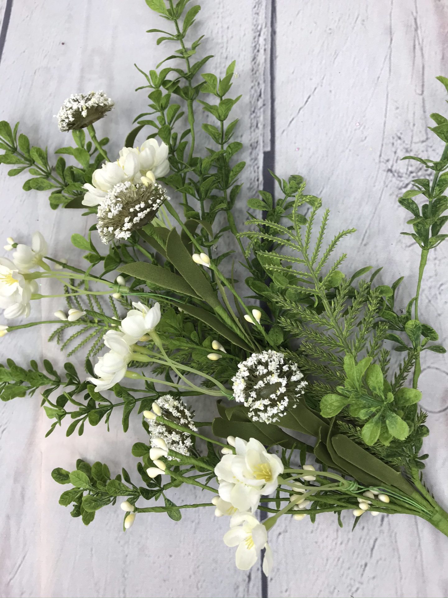 Cream Wild Flower & Greenery Stem - Kelea's Florals