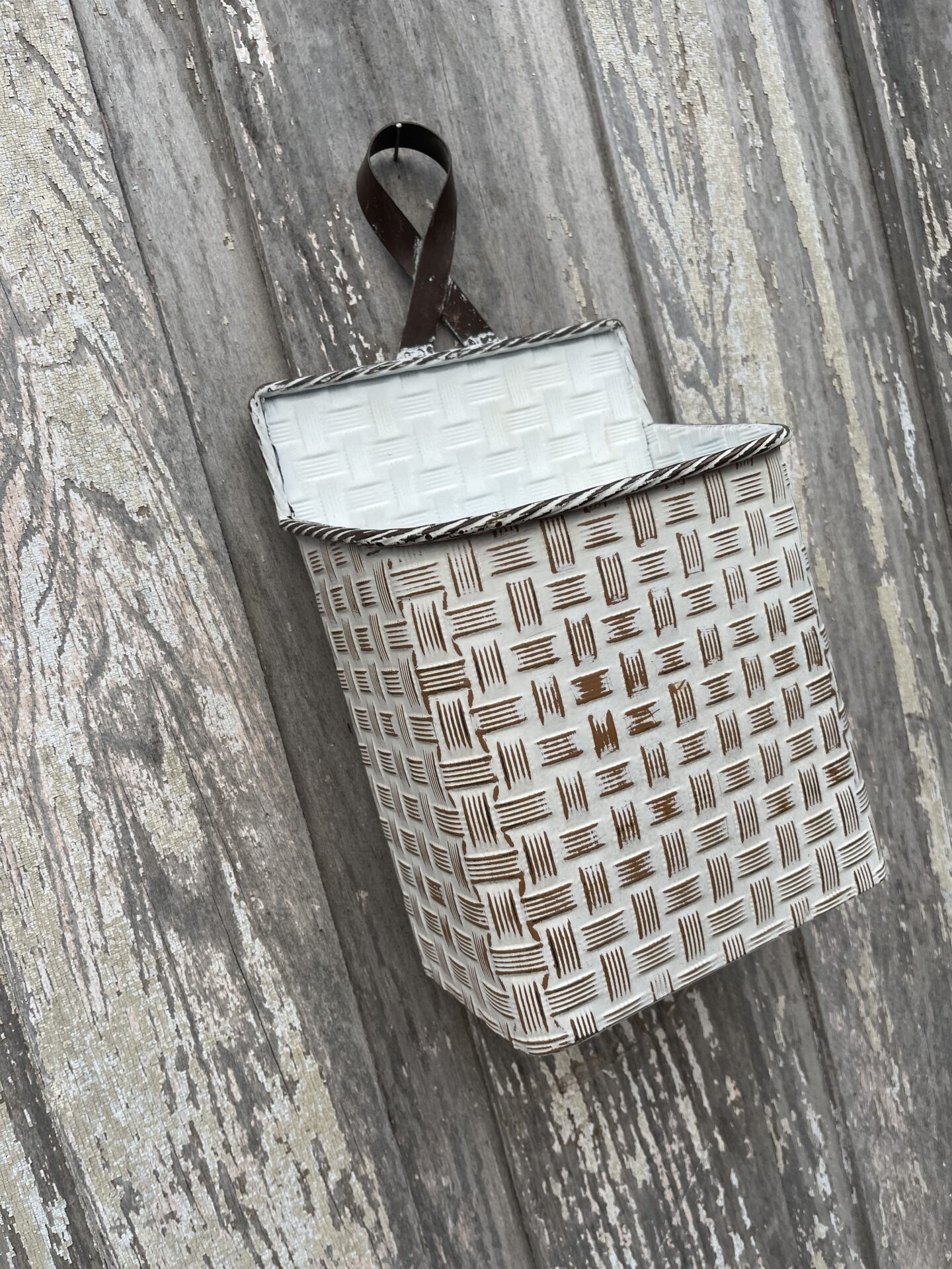 Large Metal Basket Weave Wall Pocket - Kelea's Florals