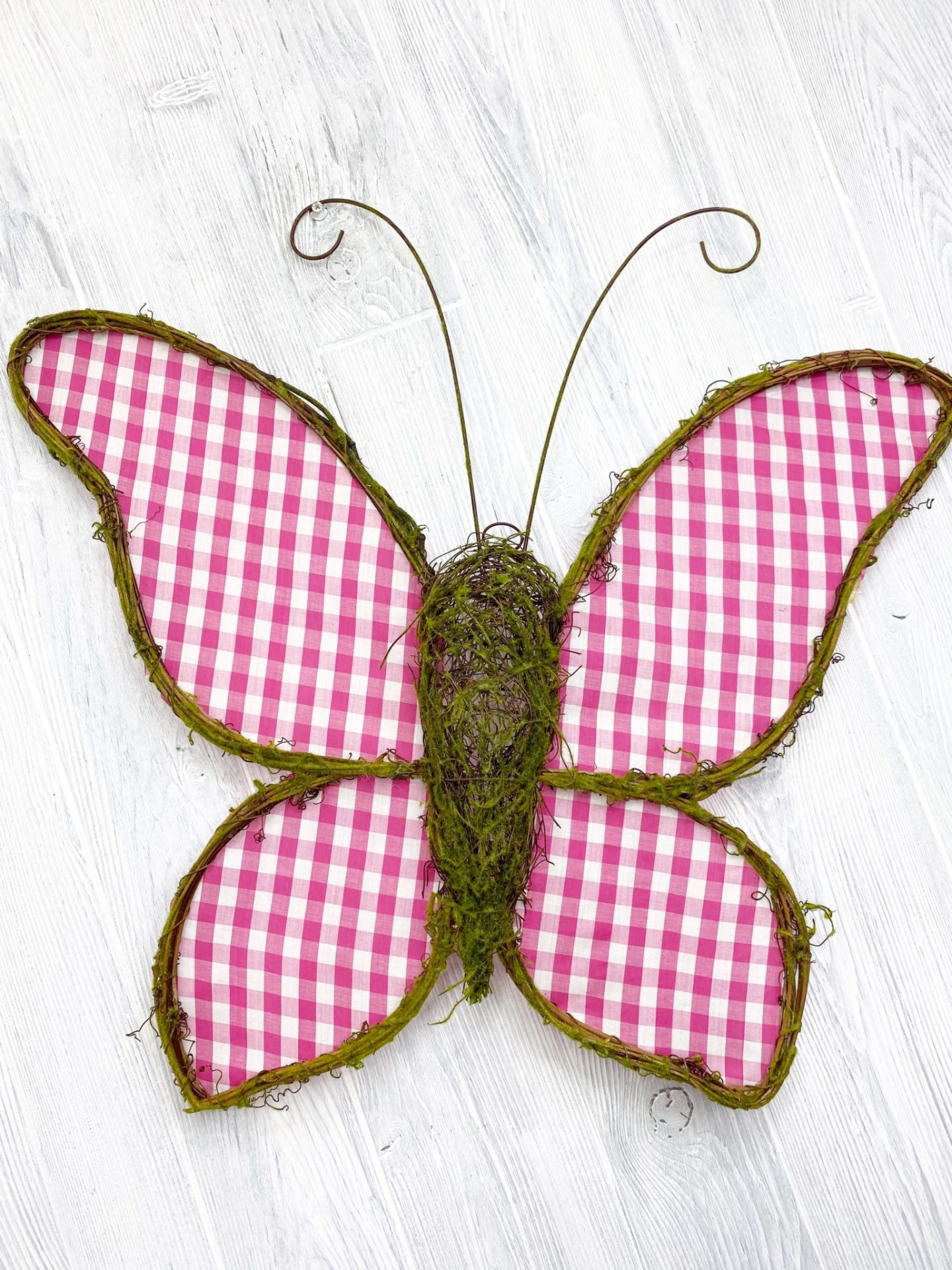 Twig Butterfly Base - Kelea's Florals