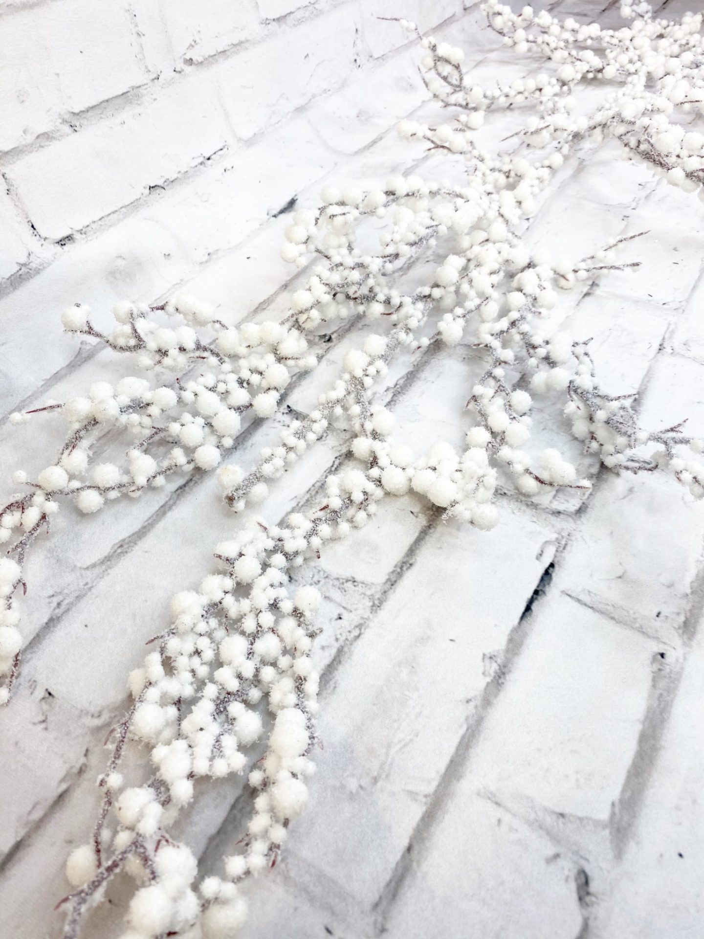 Snow White Berry Garland - Kelea's Florals