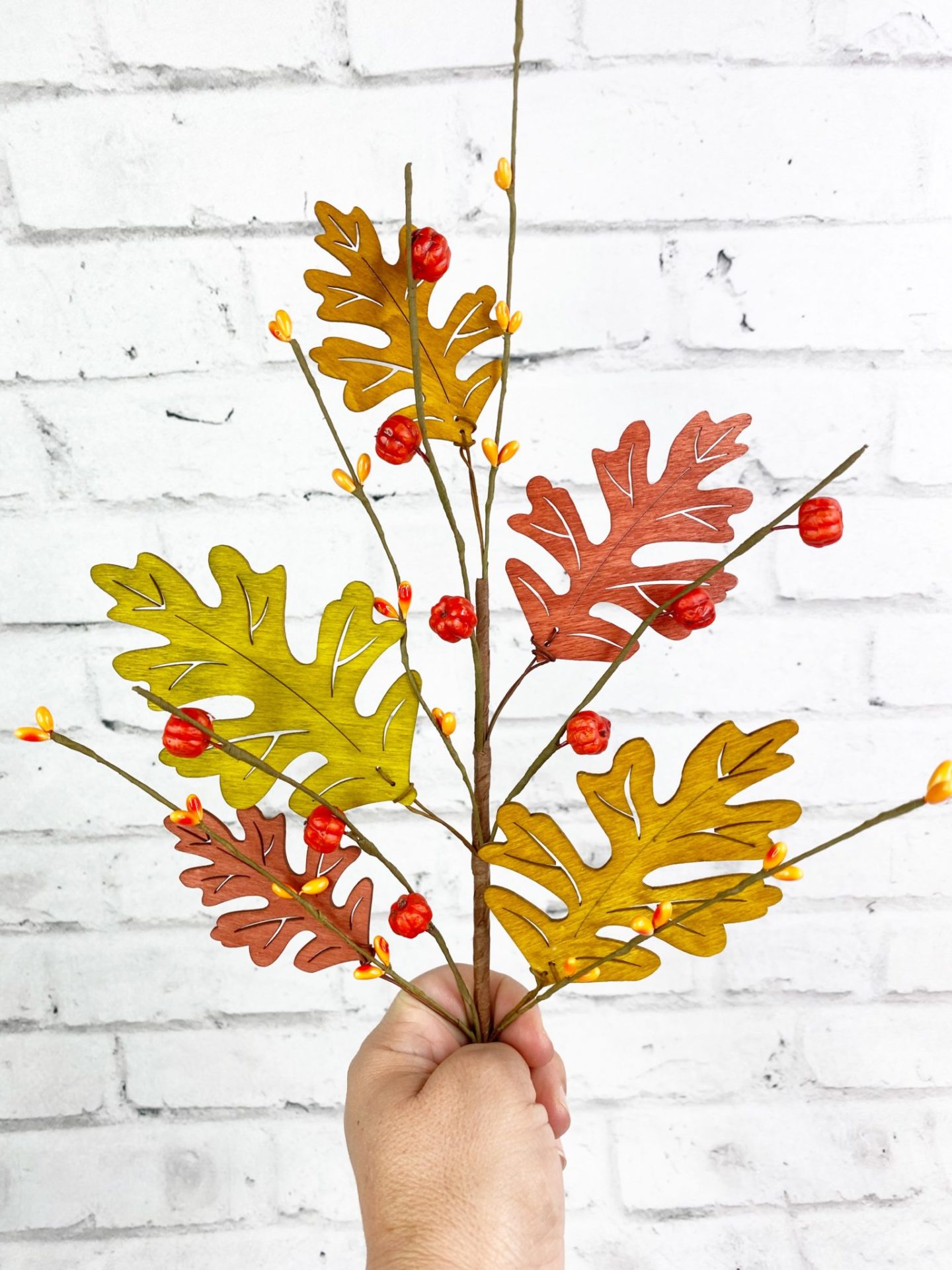 Wooden Oak Leaf Pick - Kelea's Florals