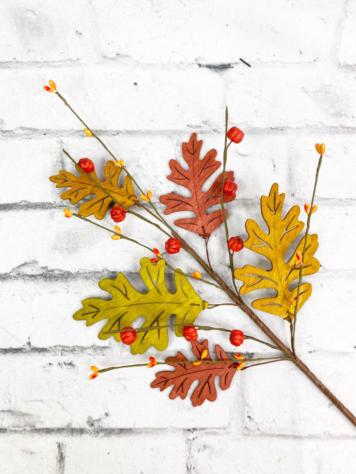 Wooden Oak Leaf Pick - Kelea's Florals