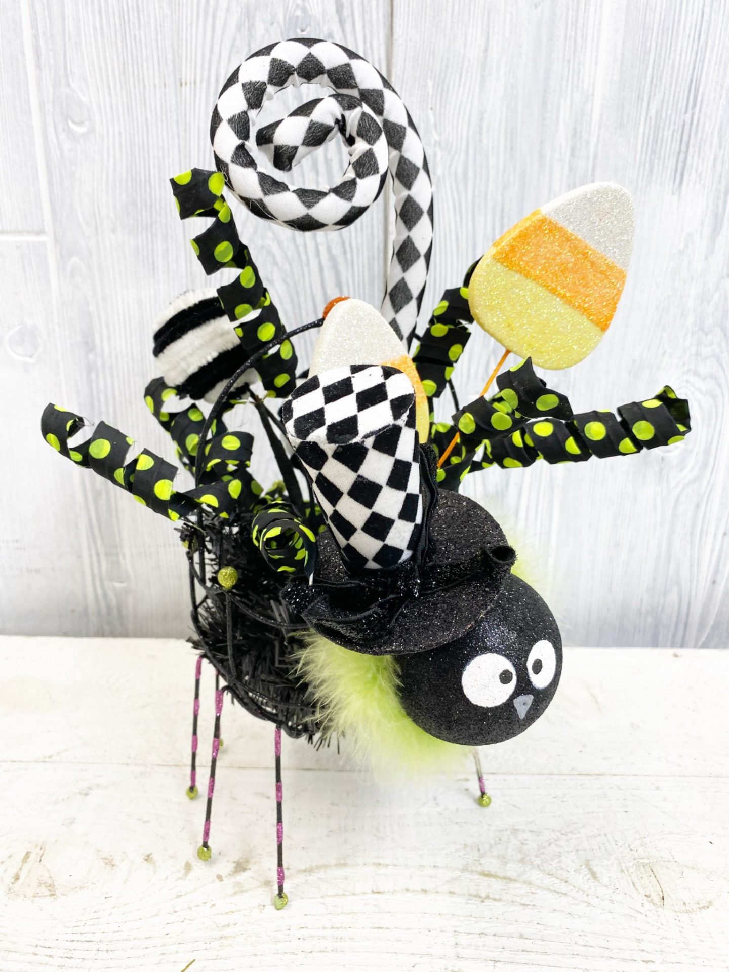 Spider Basket Arrangement Kit - Kelea's Florals