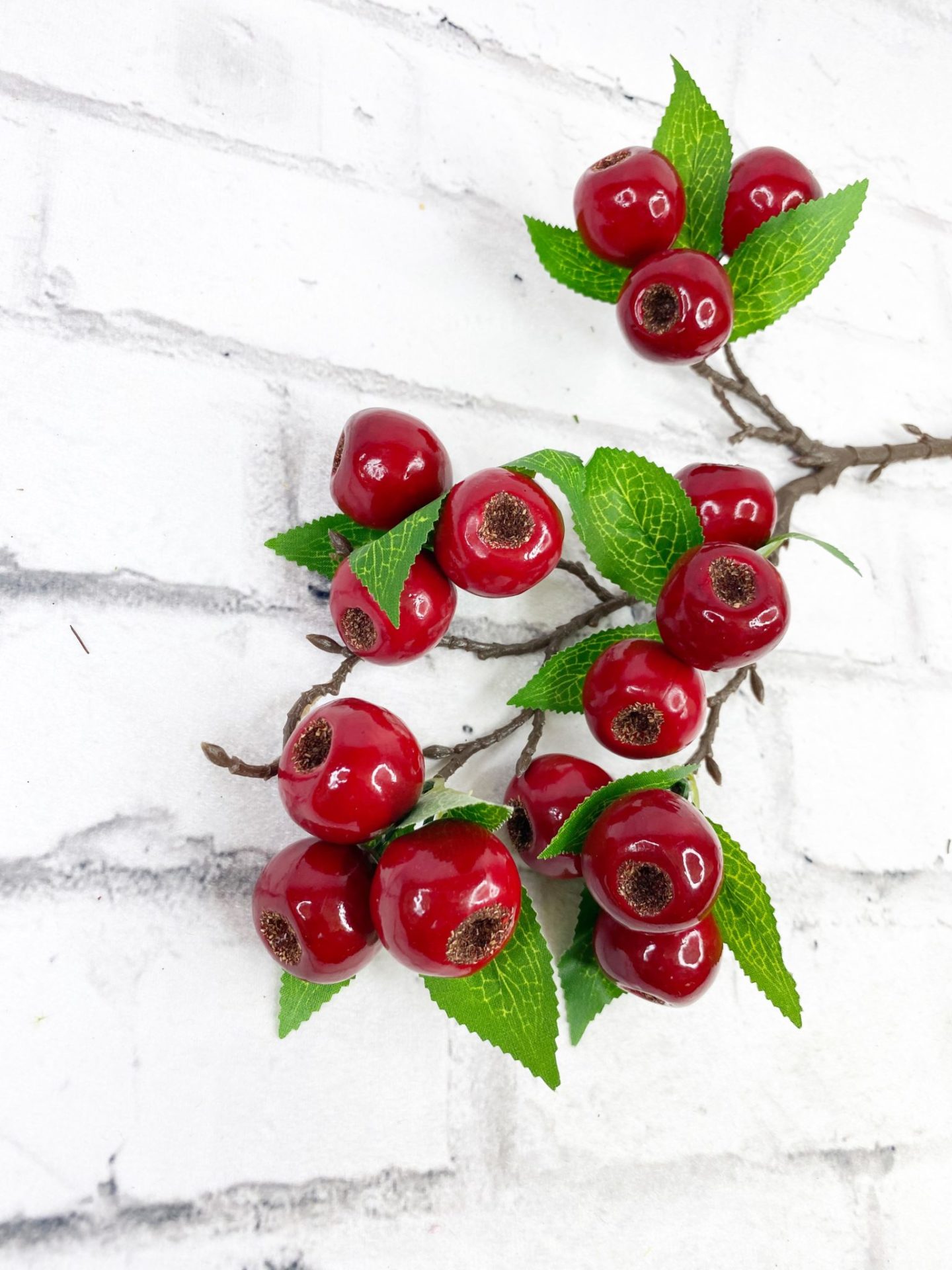 Large Cream Berry Stem - Kelea's Florals