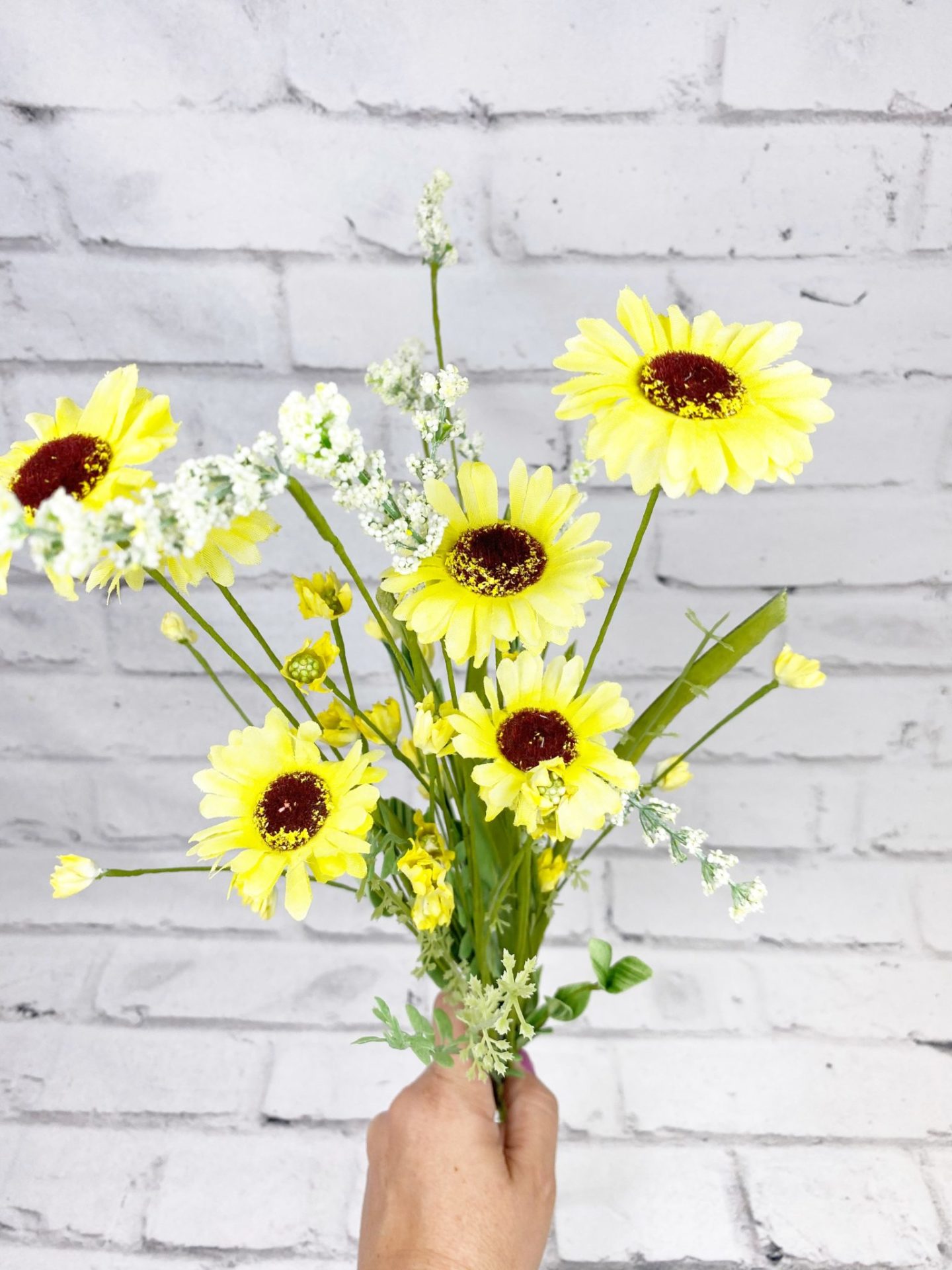 Yellow Daisy Filler Bush - Kelea's Florals