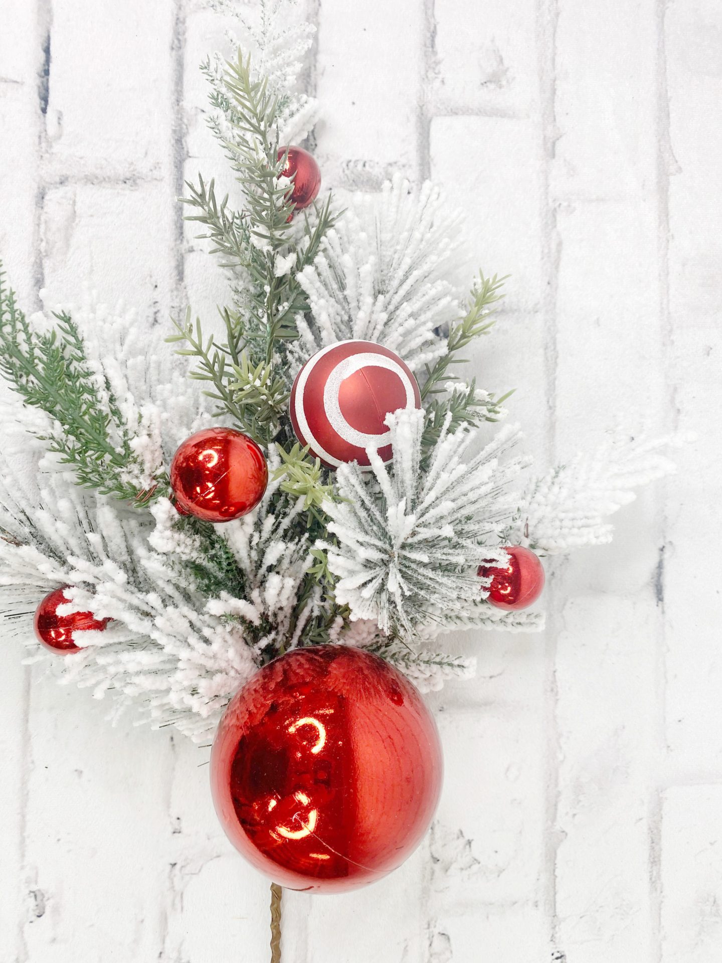 Christmas Ball Spray - Kelea's Florals