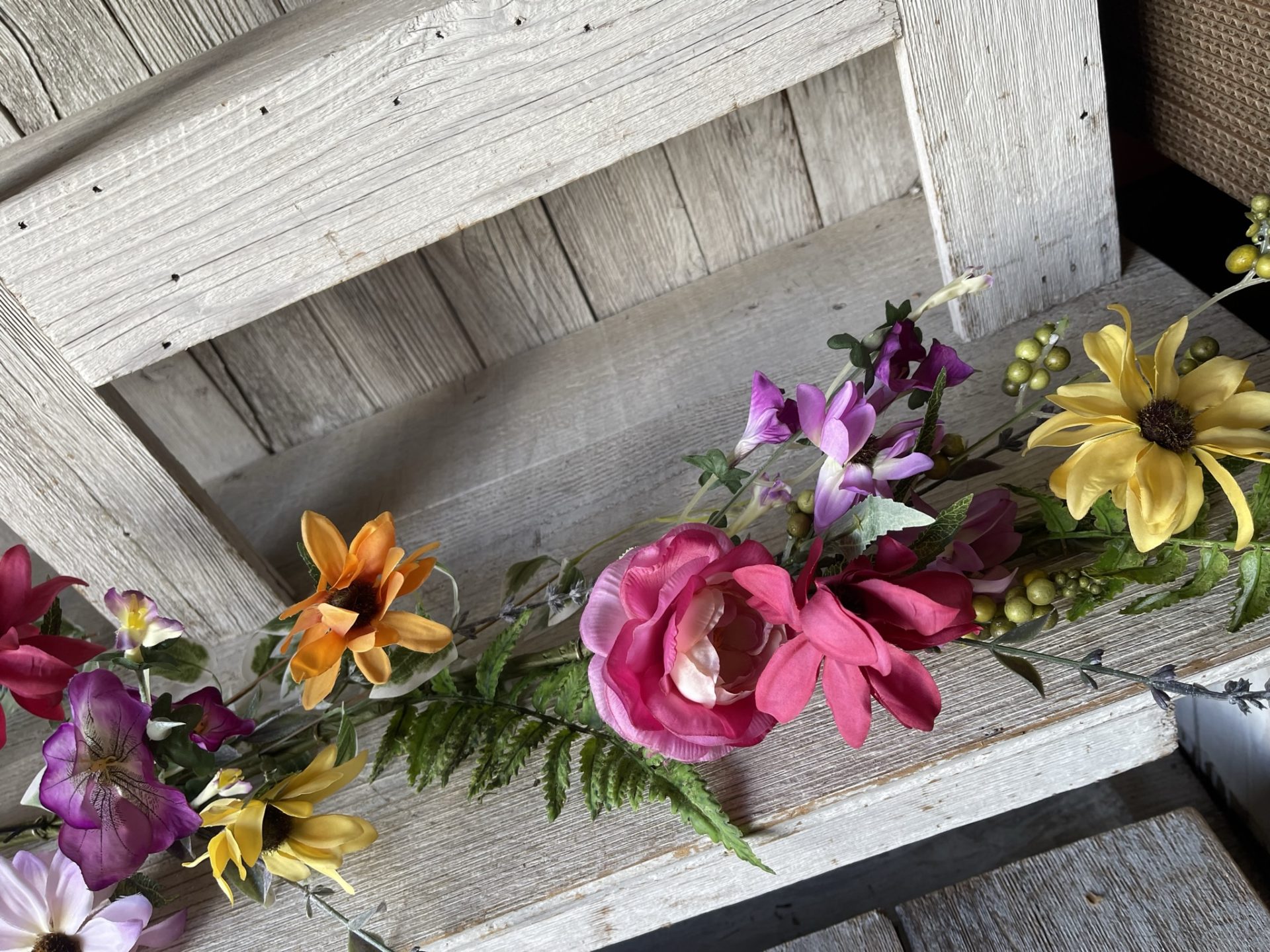 Mixed Wildflower Garland - Kelea's Florals
