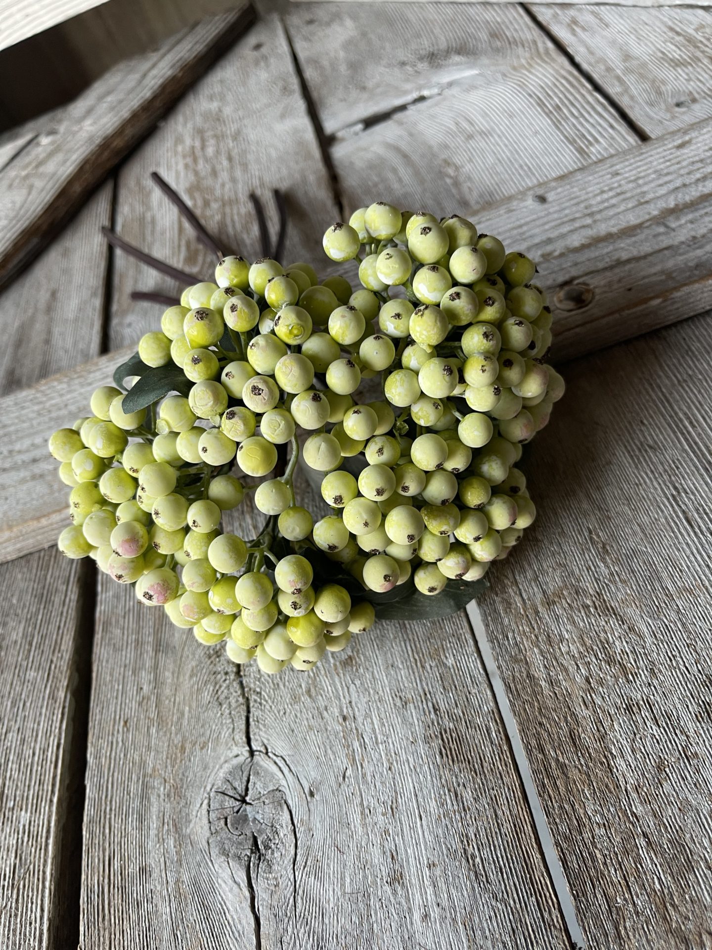 Light Green Berry Cluster Bundle - Kelea's Florals