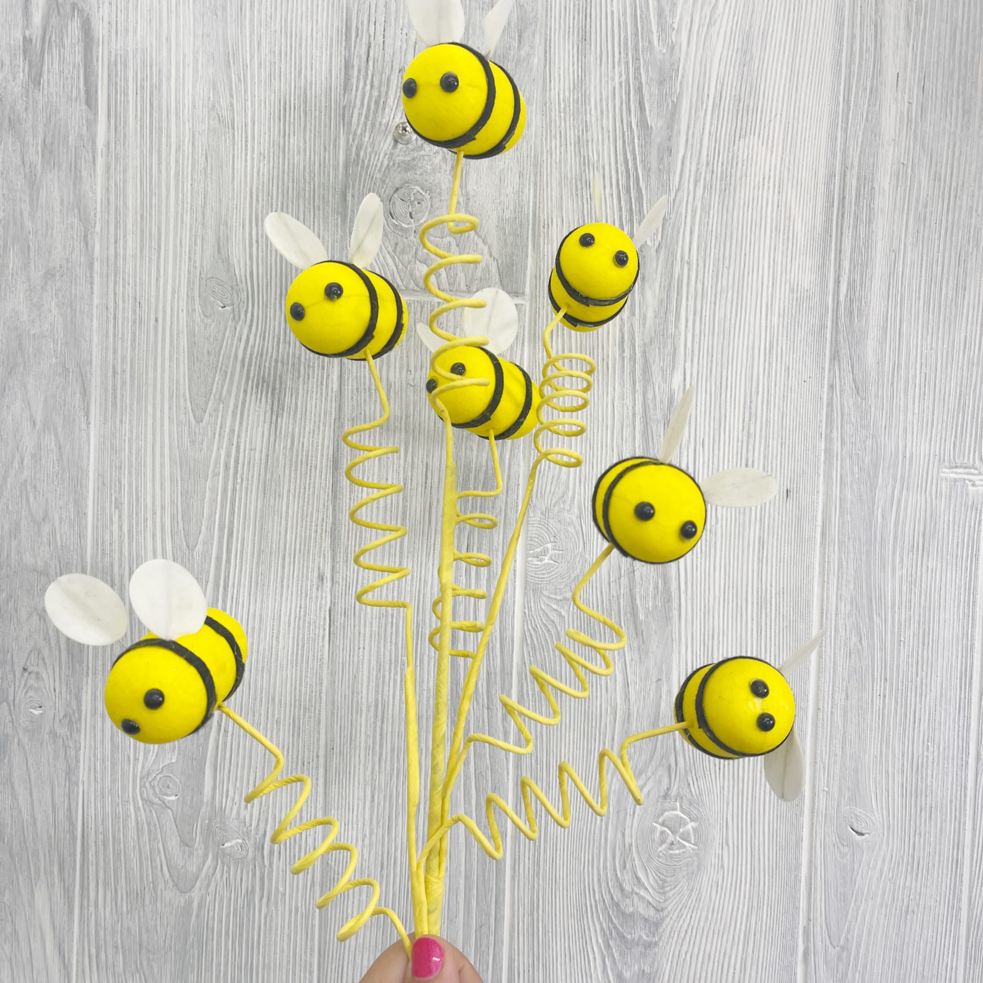 29" Bee Spray - Kelea's Florals