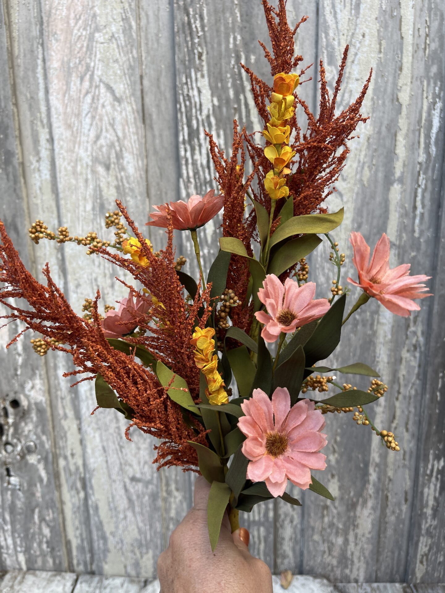 Mum Berry Spray - Kelea's Florals