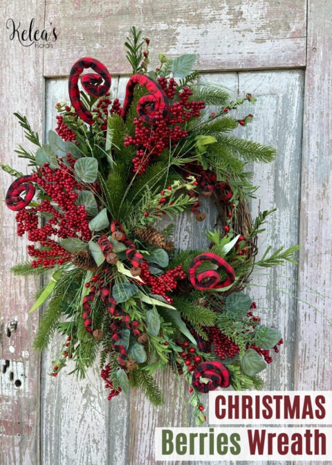 Red Berry Christmas Wreath - Kelea's Florals
