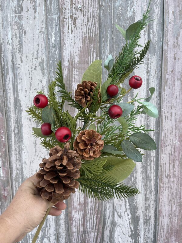 Cedar Crab Berry - Kelea's Florals