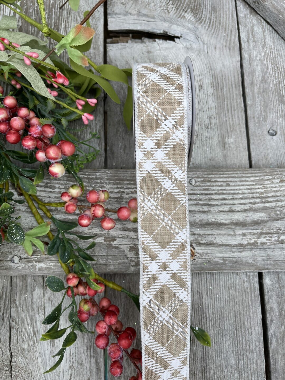 1.5" Natural Linen with White Sandra Plaid Edge Wired Ribbon on a 10 ...