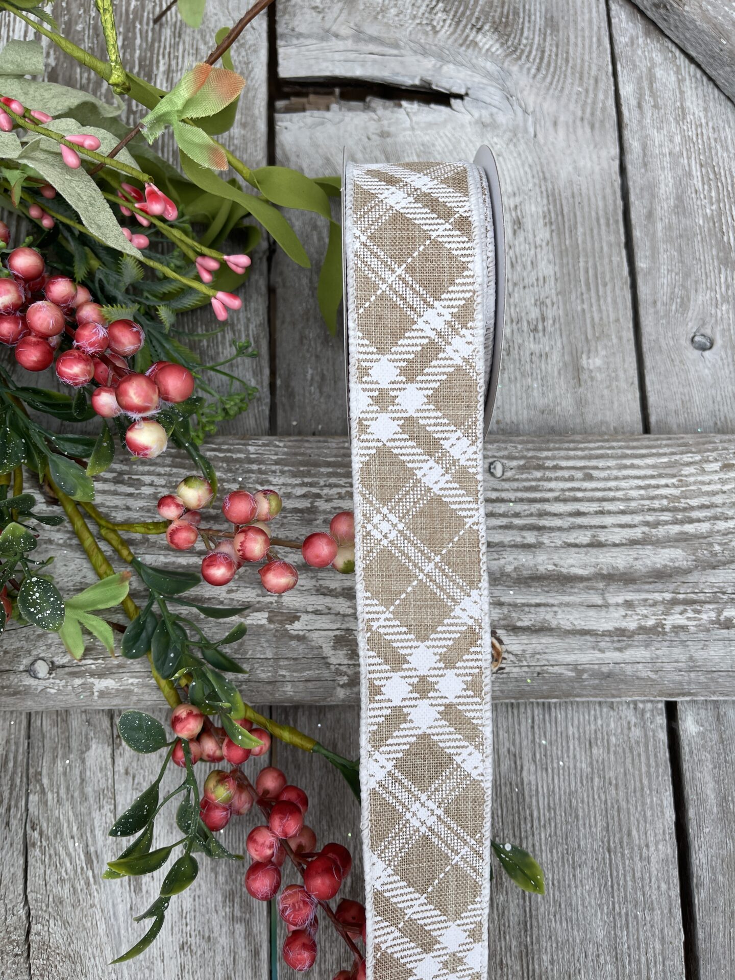 1.5" Natural Linen with White Sandra Plaid Edge Wired Ribbon on a 10 ...