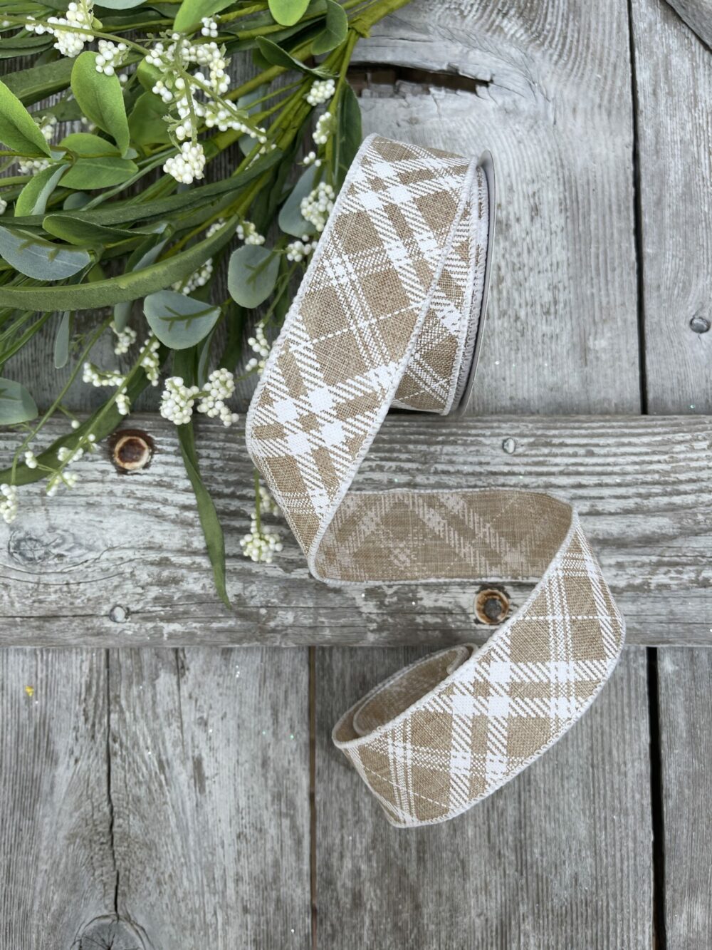 1.5" Natural Linen with White Sandra Plaid Edge Wired Ribbon on a 10 ...