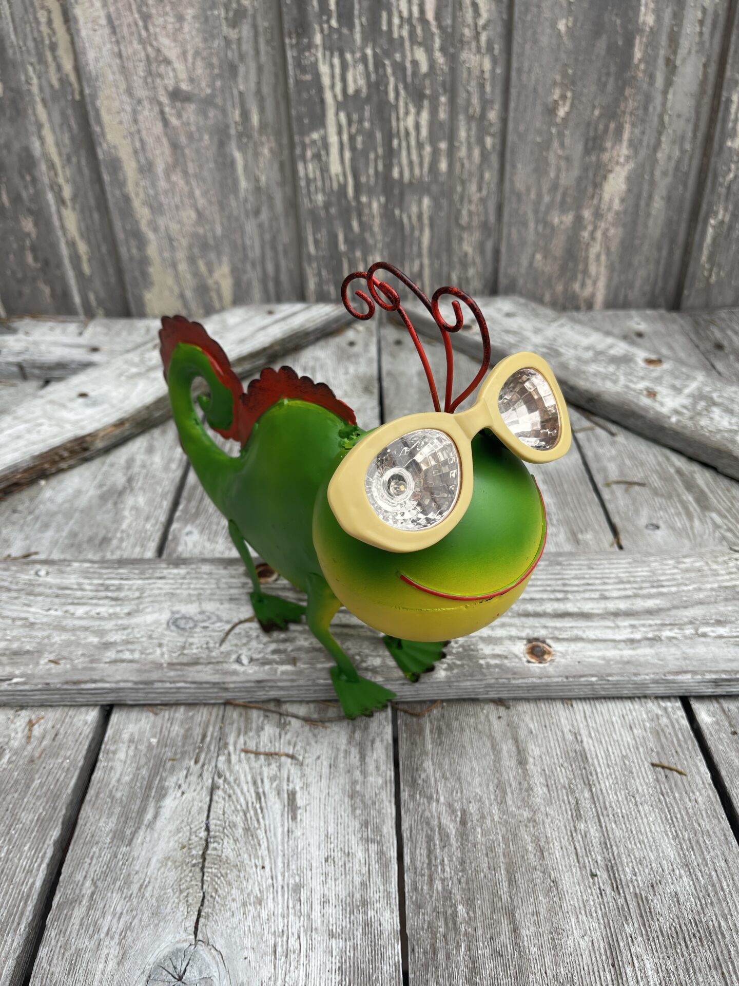 Solar Green Lizard with Yellow Glasses - Kelea's Florals