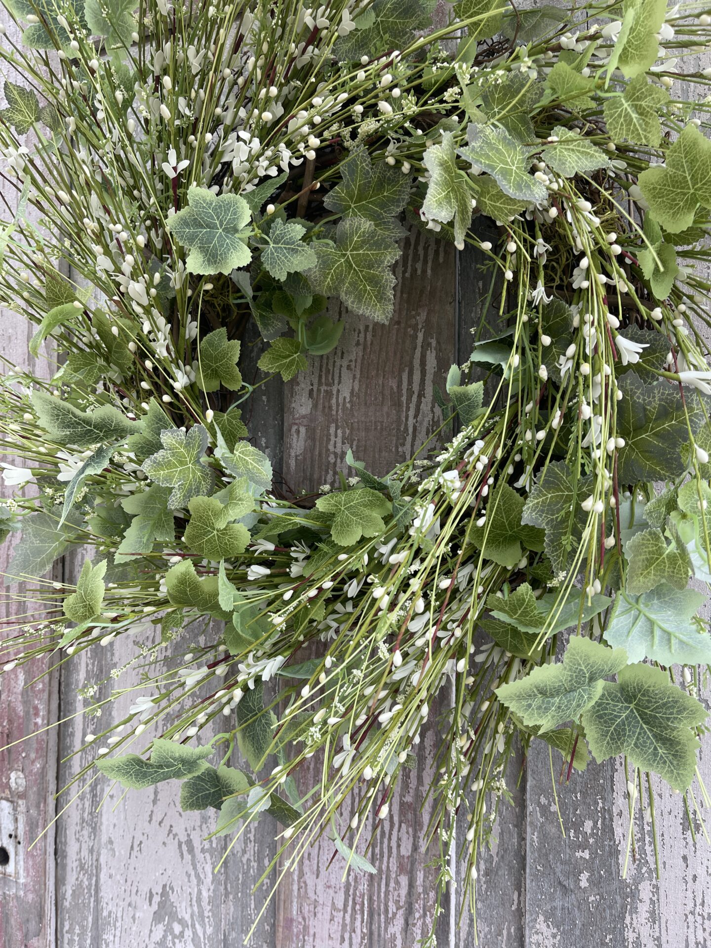 Ivy and White Berry Year Round Wreath List - Kelea's Florals