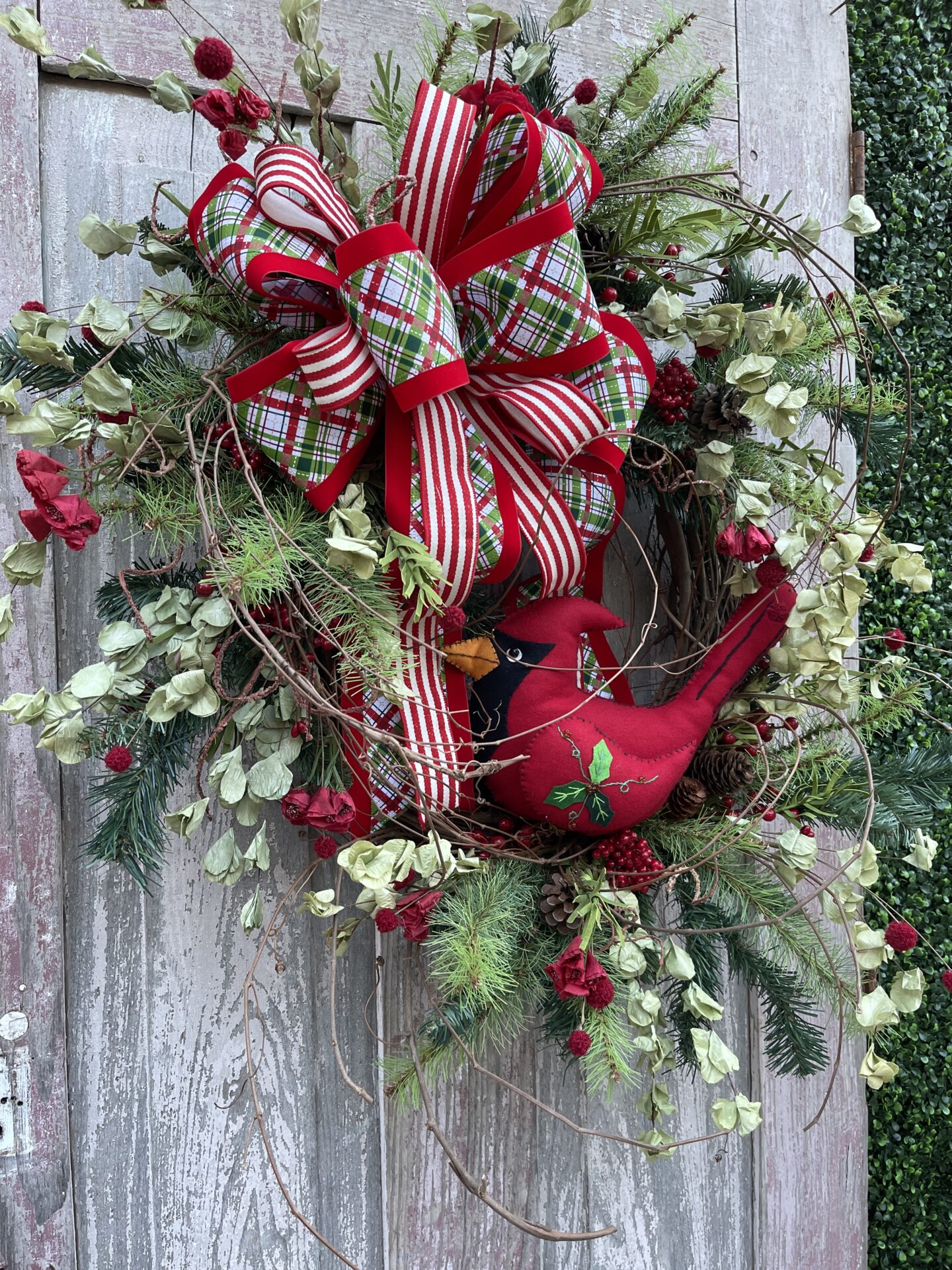 KDS Live Large Cardinal Wreath Supply List - Kelea's Florals