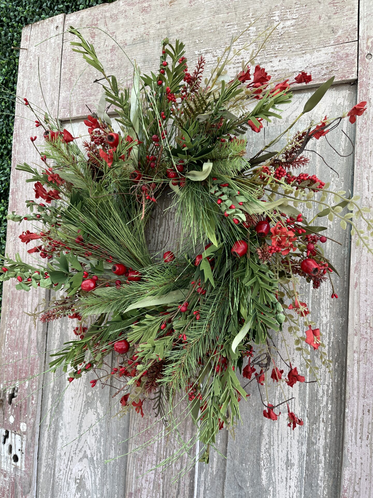KDS Live Red Natural Christmas Wreath Supply List - Kelea's Florals
