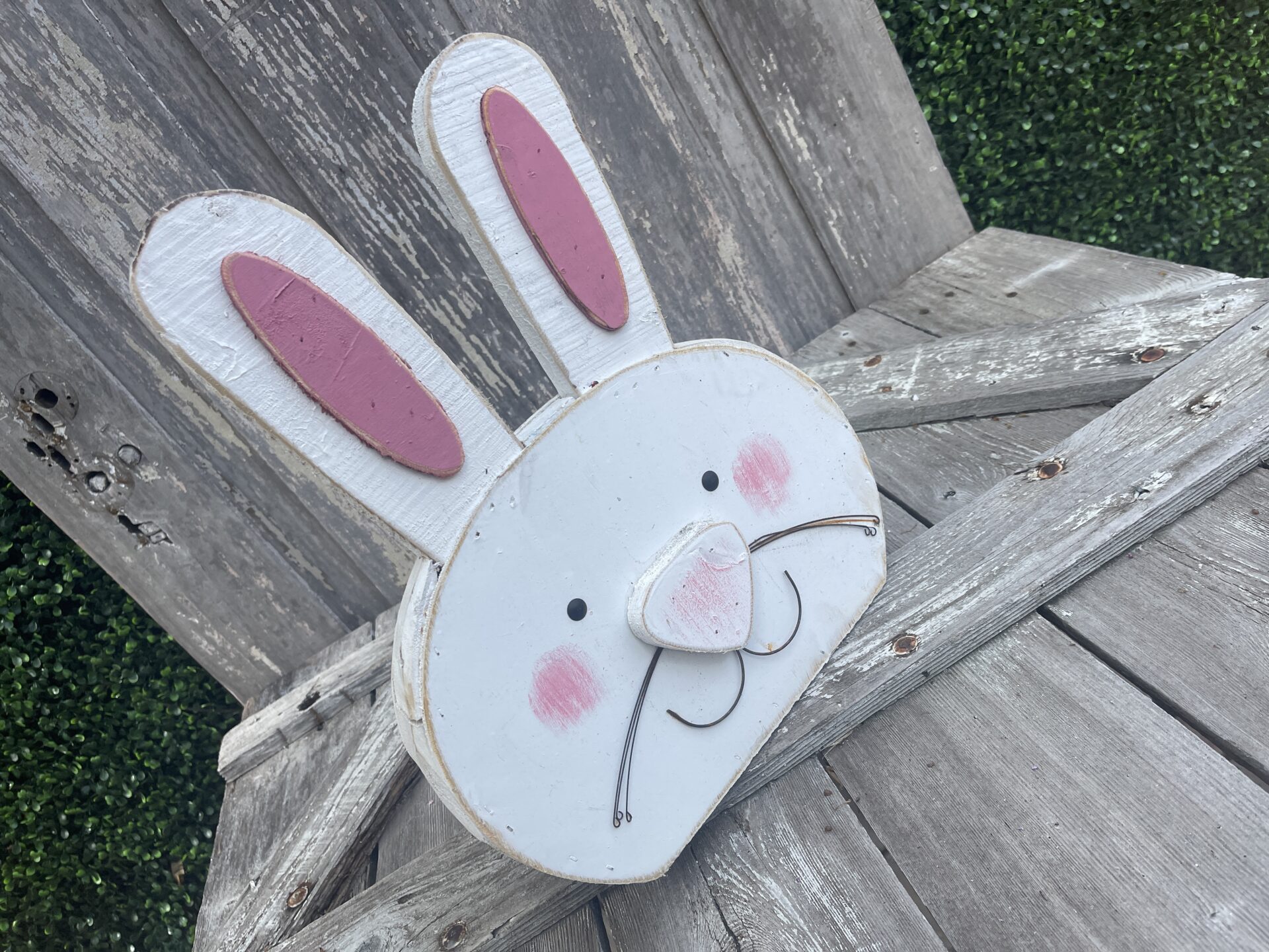Fat Wooden Bunny Head - Kelea's Florals