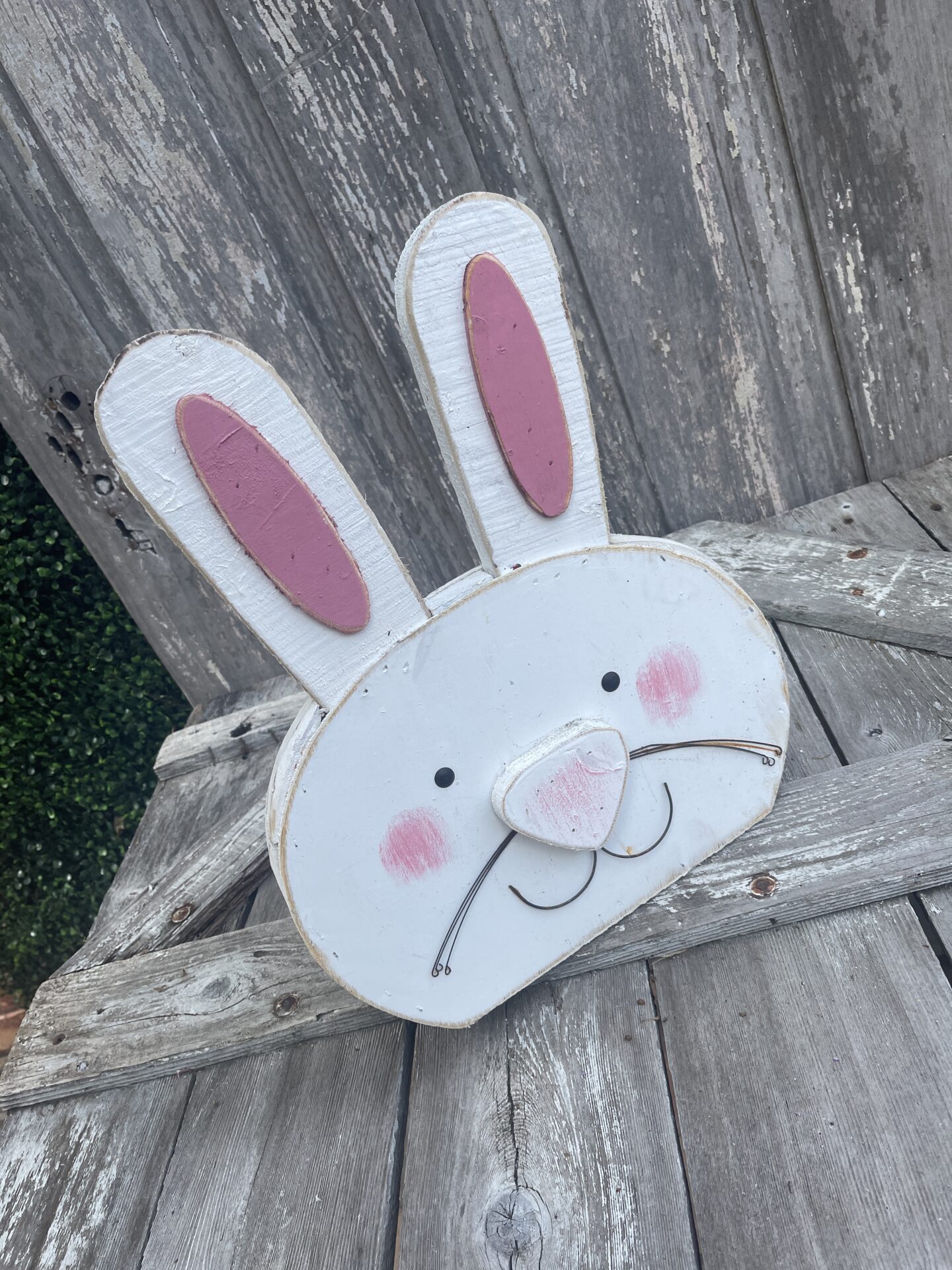 Fat Wooden Bunny Head - Kelea's Florals