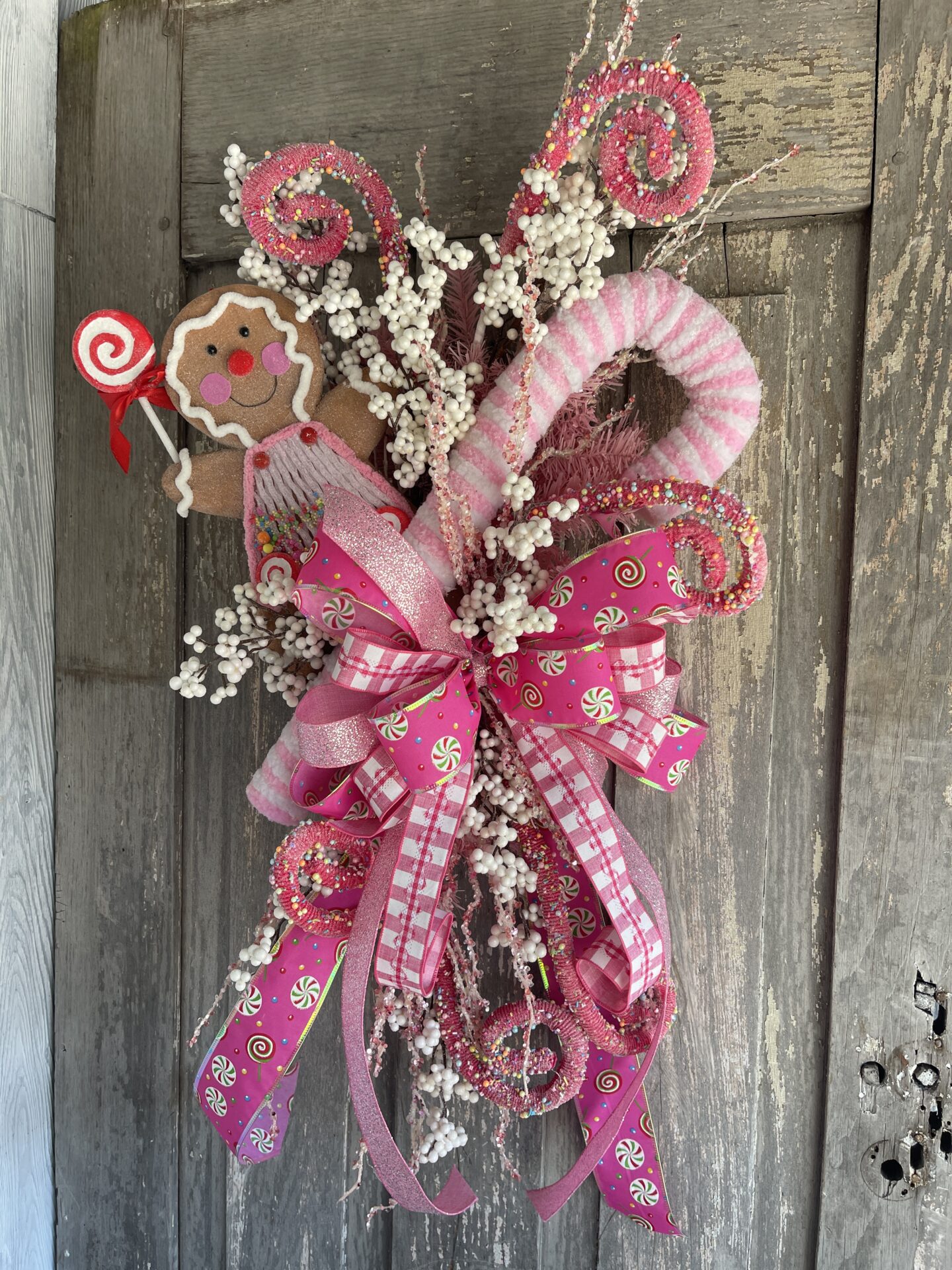 KDS Tutorial Pink Gingerbread Candy Swag Supply List - Kelea's Florals