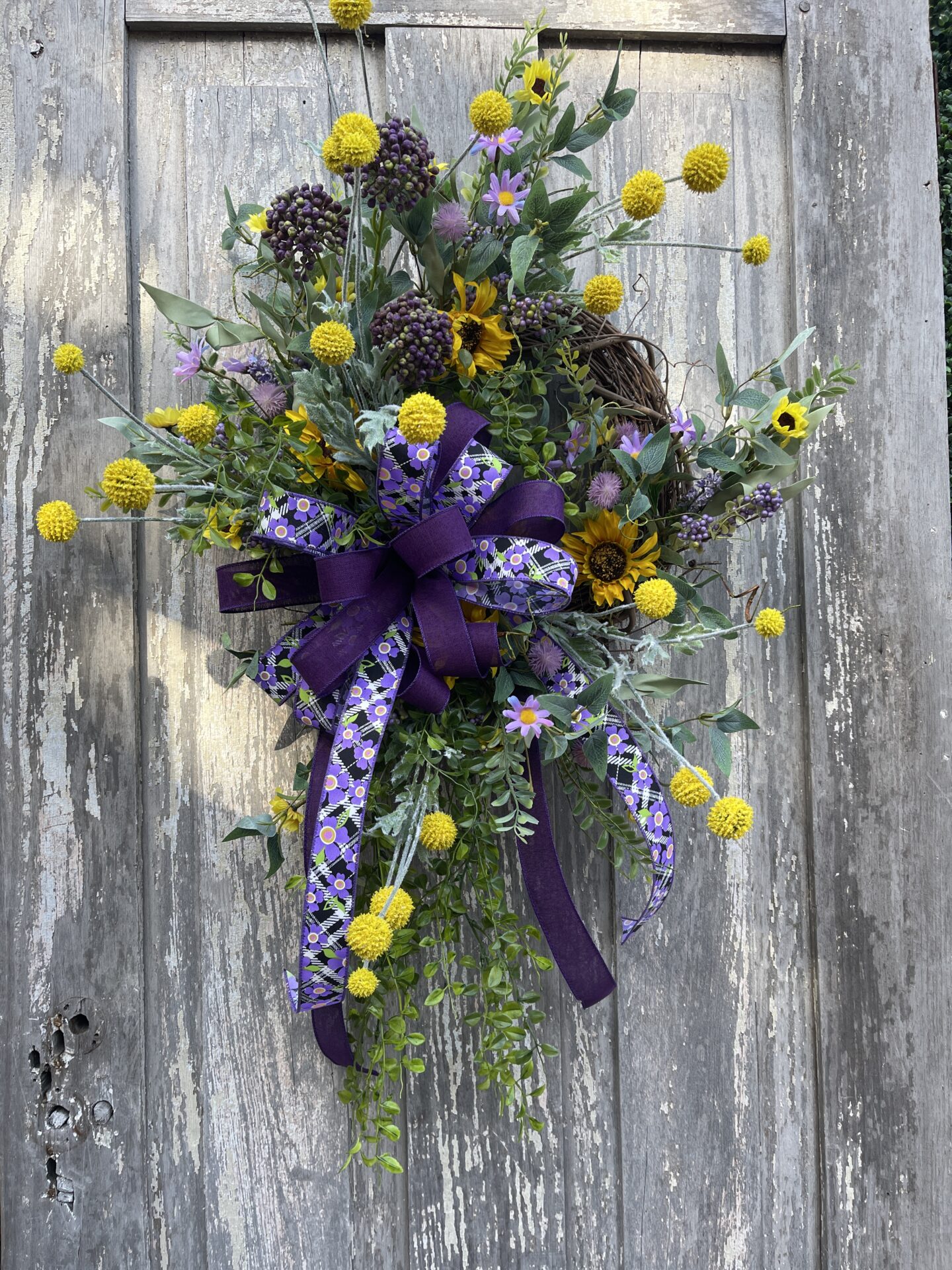Festive Spring Wreath Ideas for Every Door: Spring Grapevine Wreath ...