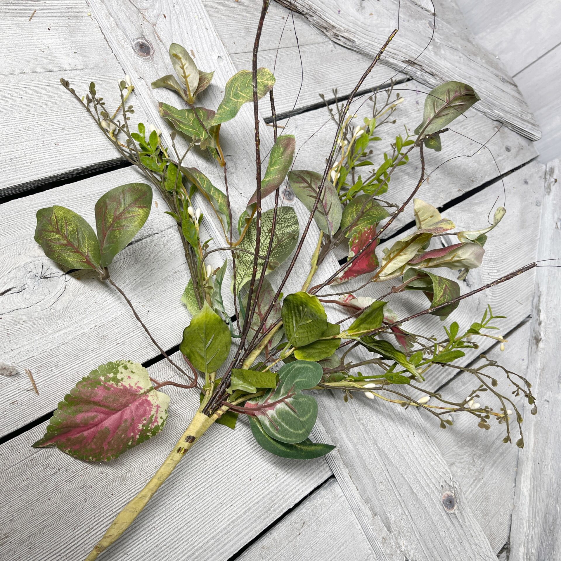 Mixed Greenery Stem - Kelea's Florals