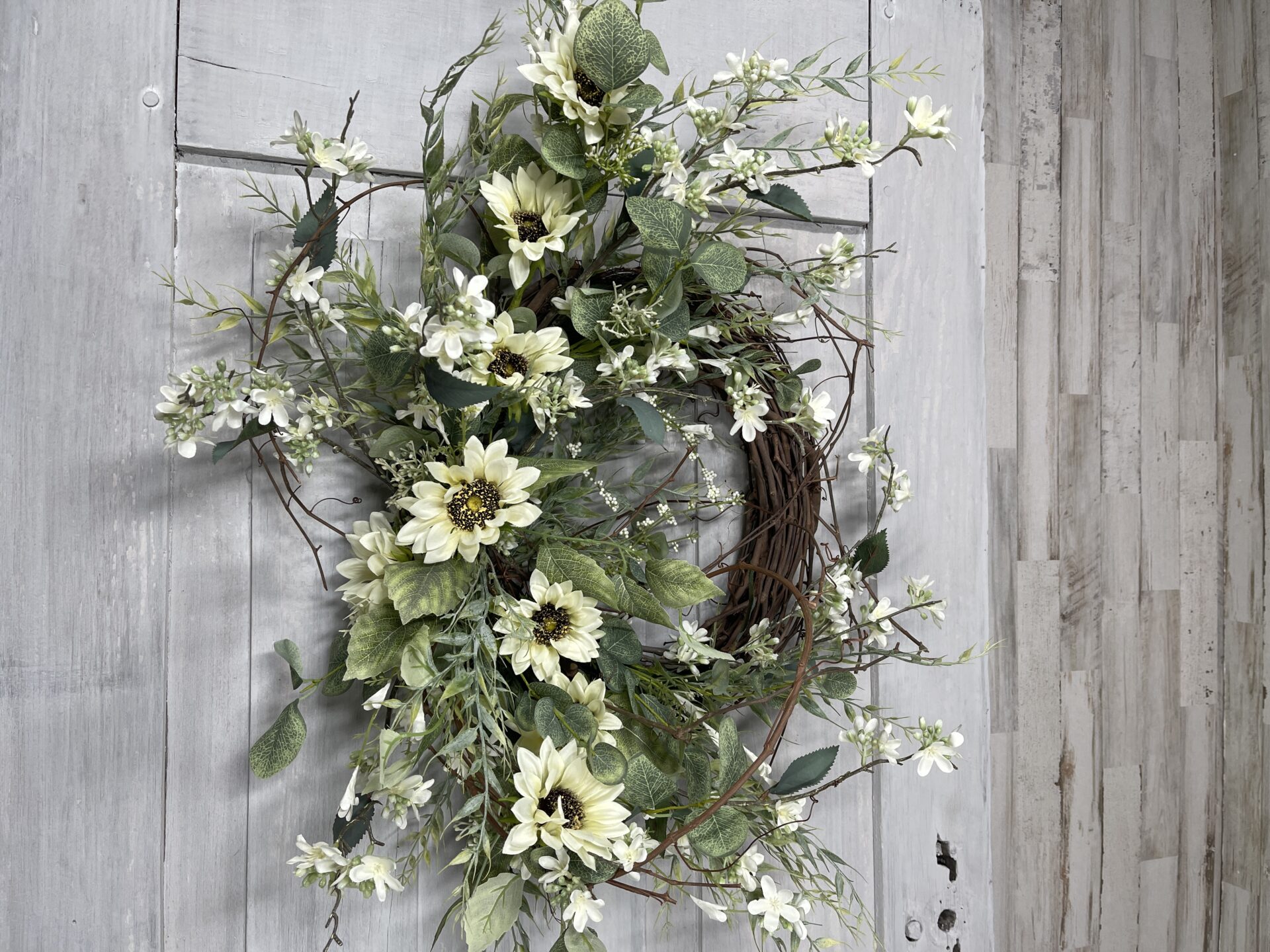 KDS Live White Wild Flower Wreath Supply List - Kelea's Florals