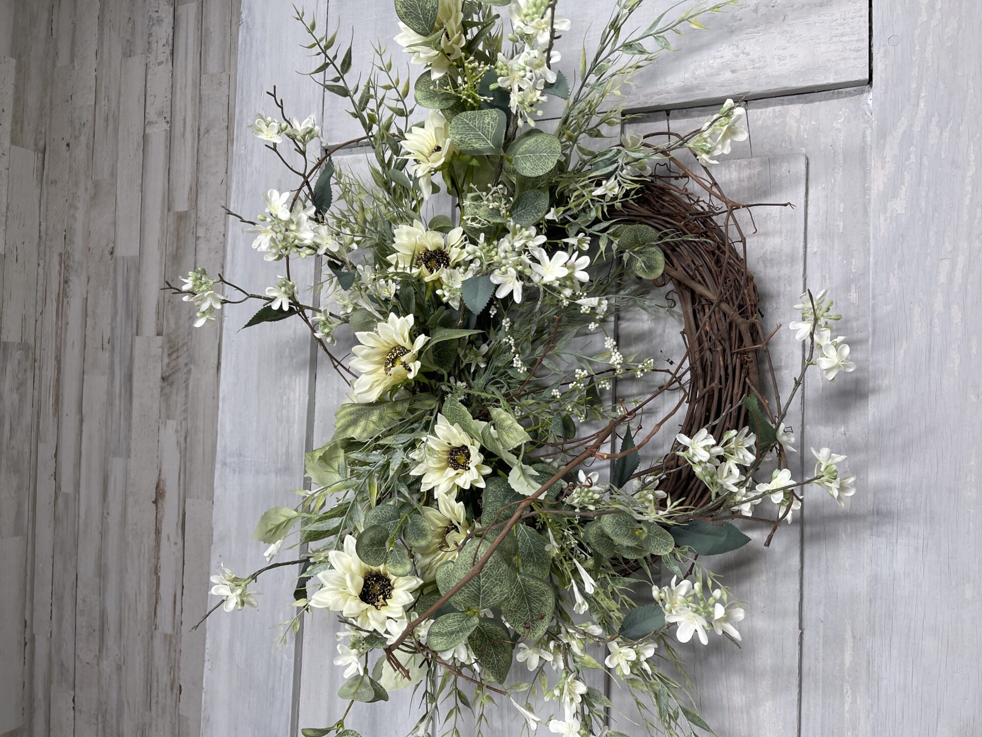KDS Live White Wild Flower Wreath Supply List - Kelea's Florals