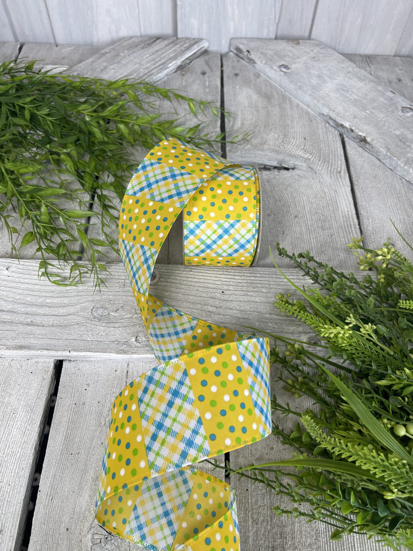 2.5" Yellow with multi-color argyle dots and Cross Plaid Ribbon on 10 ...