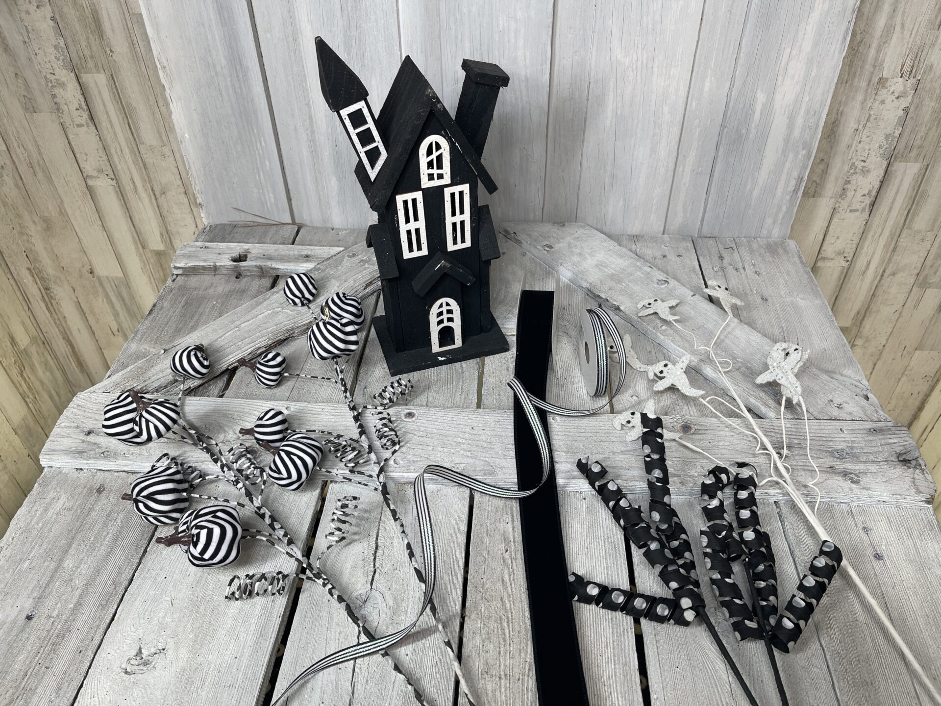 KDS Tutorial Haunted House Table Sitter Supply List - Kelea's Florals