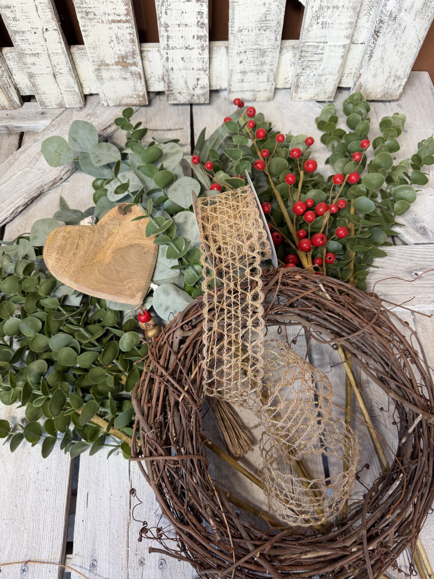 KDS Tutorial Cottage Valentine Wreath Supply List - Kelea's Florals